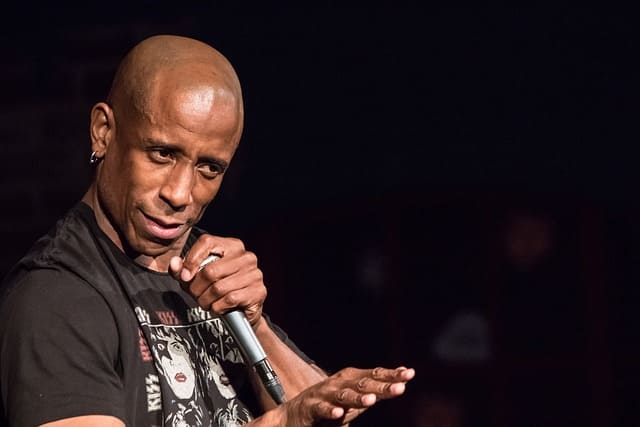 Why You Need to Attend a Local Comedy Club